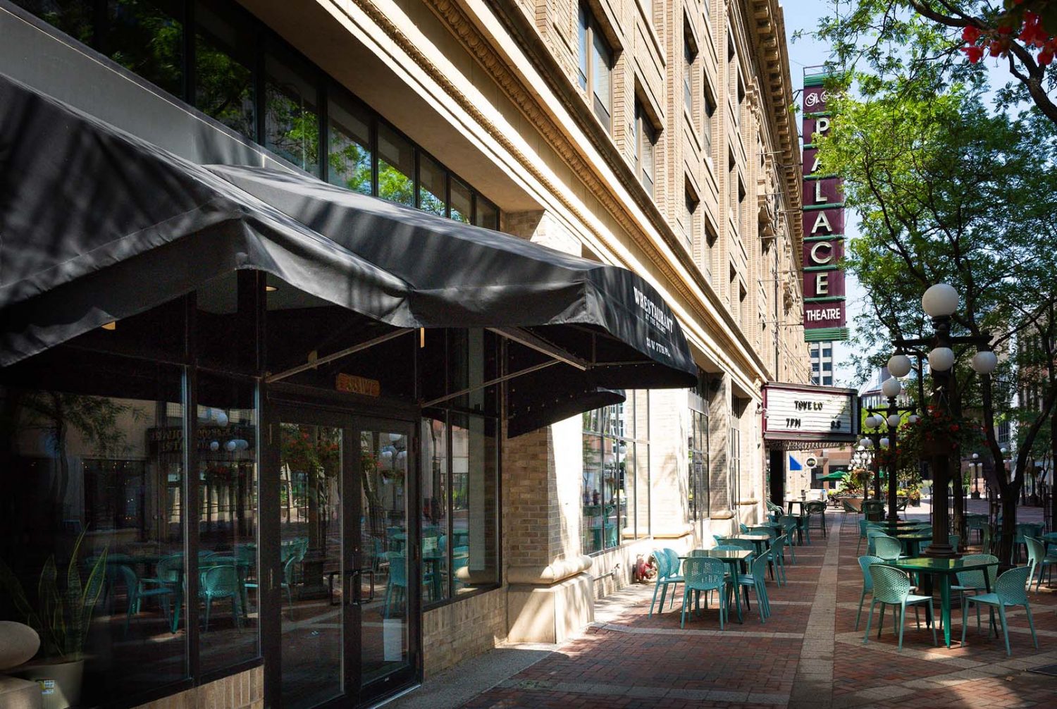 Restaurants - First Avenue