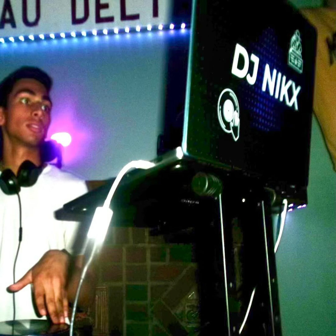 DJ NIKX - First Avenue